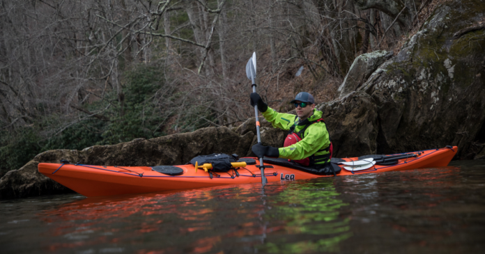 How to Avoid Flipping Your Kayak - In4adventure