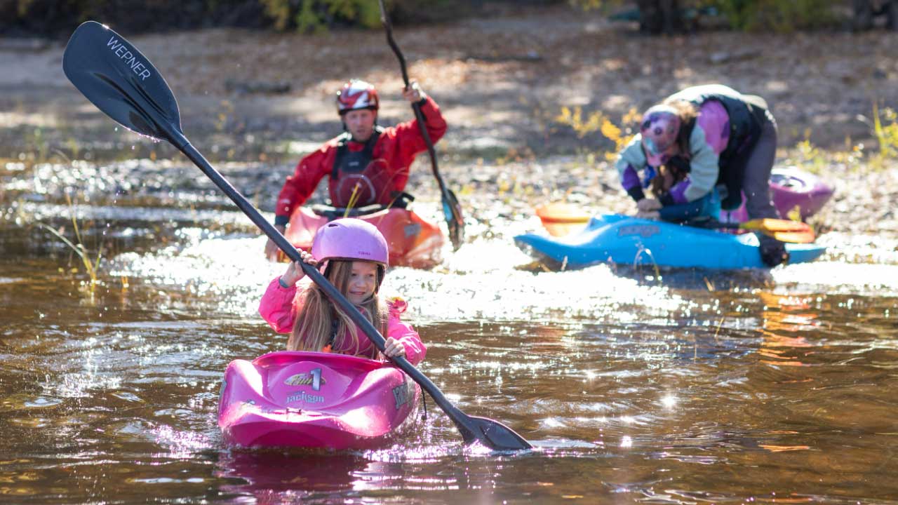 Kayaking With Kids - In4adventure