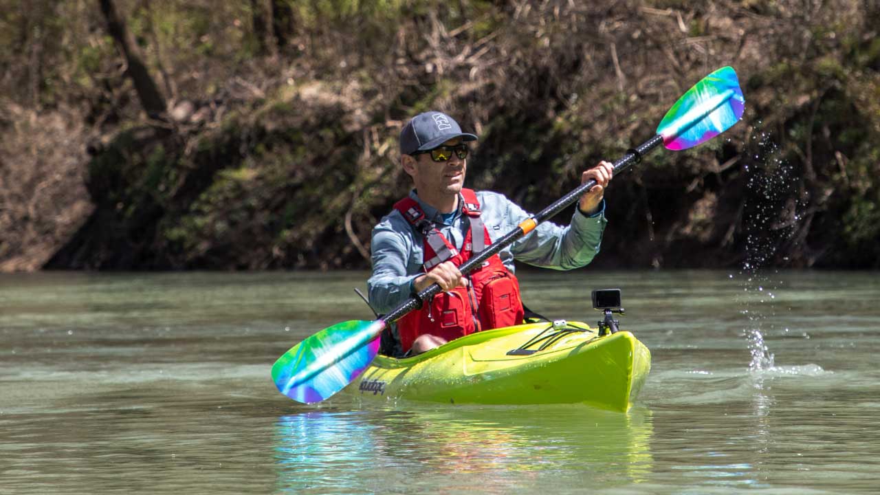 Kayaking in Wind - In4adventure